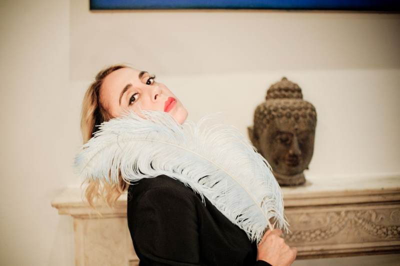 Torna AMALIA GRÉ con un singolo e un album a fine mese - Newsic.it