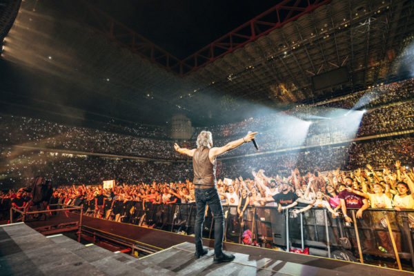 LIGABUE nuovi concerti per le date di Milano e Roma [Info & Biglietti] - Newsic.it