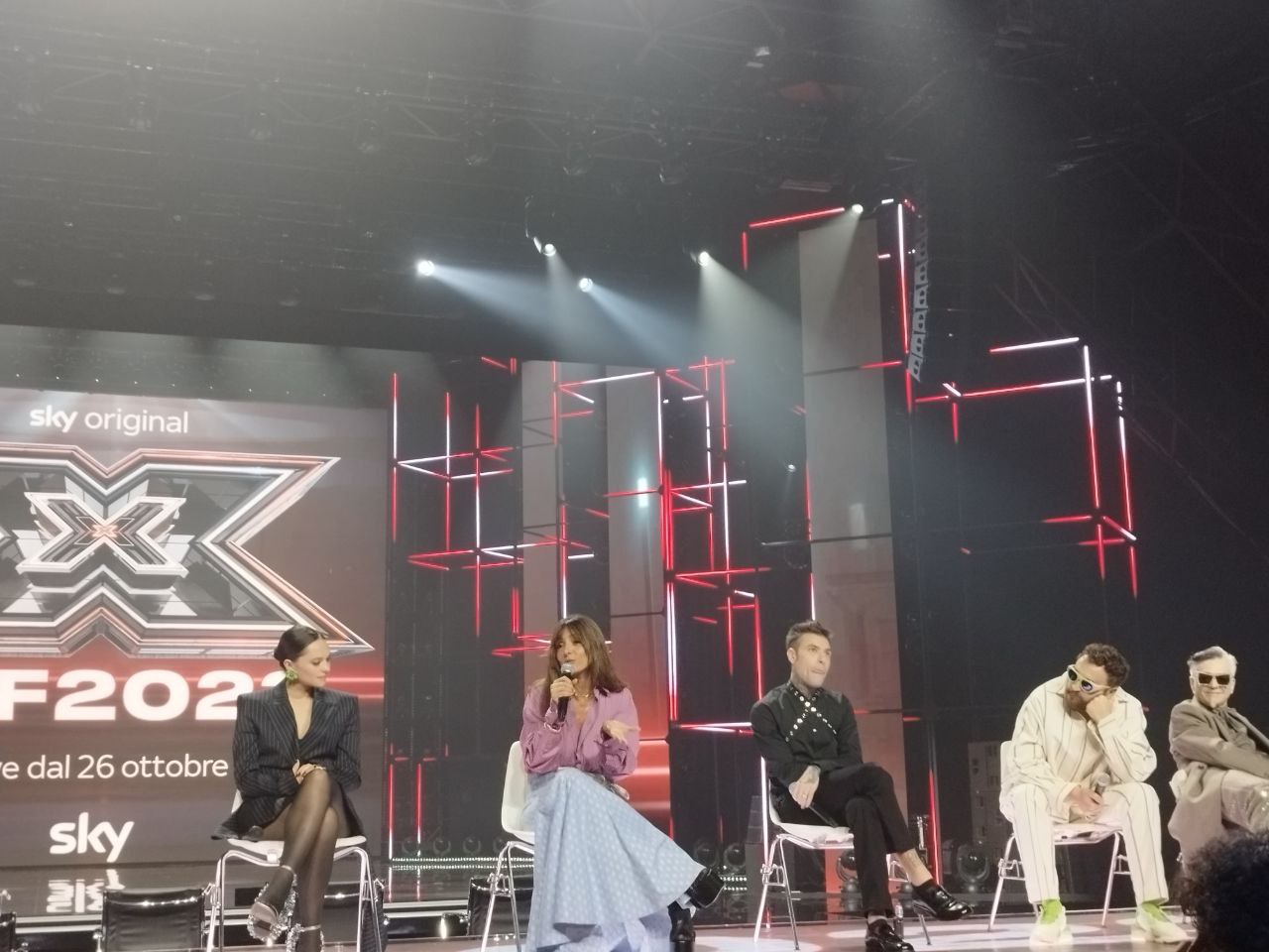 XFACTOR 2023 partono i Live. Ospite della prima puntata LAURA PAUSINI - Newsic.it