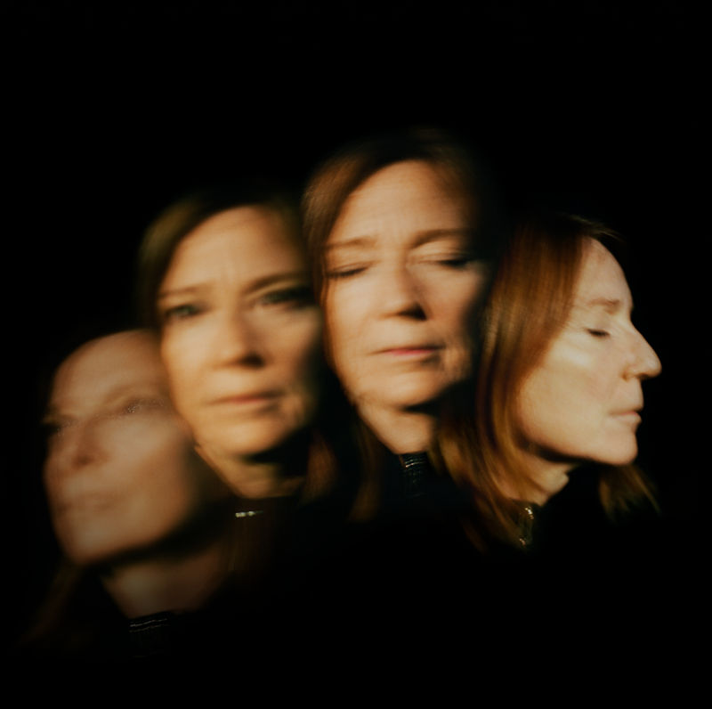 BETH GIBBONS dei PORTISHEAD esce il suo disco di debutto come solista ...