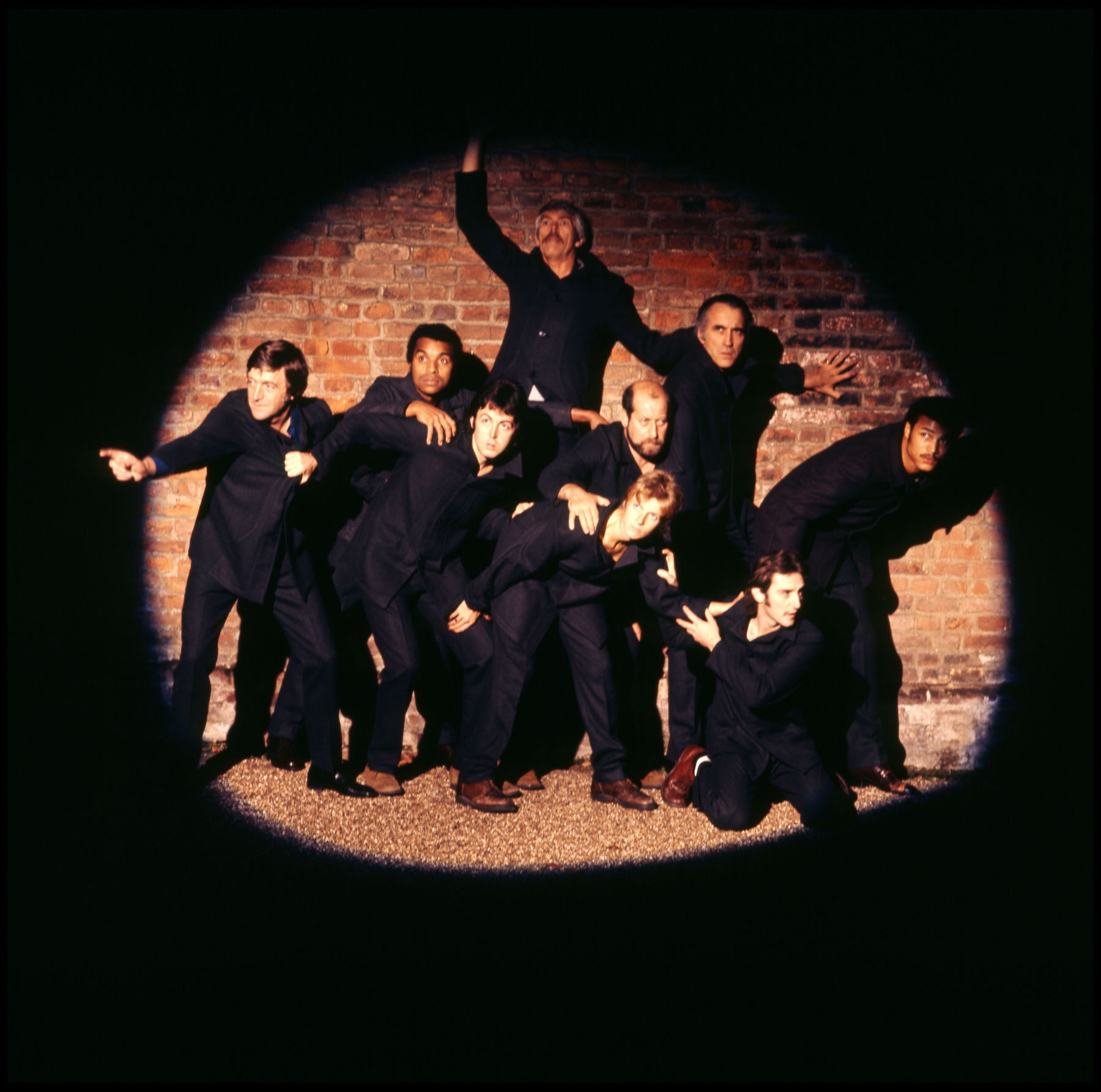 PAUL MCCARTNEY & WINGS esce Band on the Run 50th Anniversary Edition ...