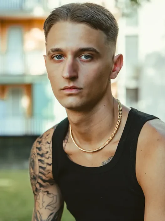 Recensione: BIAGIO ANTONACCI - "L'inizio" [Traccia per traccia] - Newsic.it